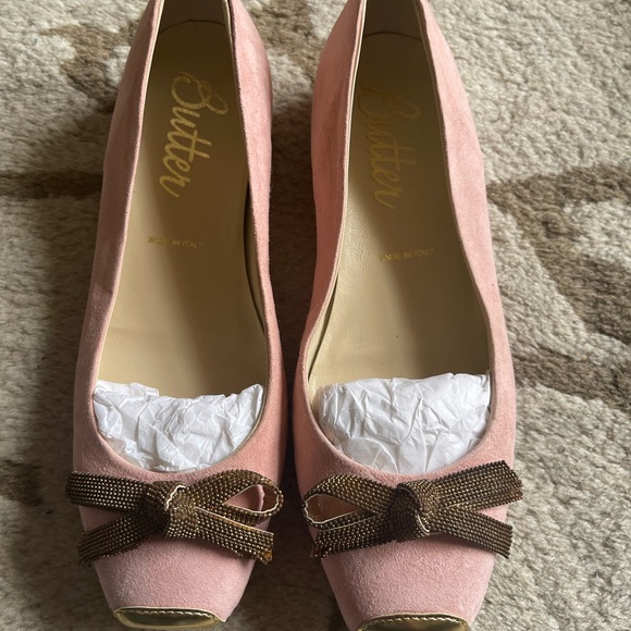 Butter Shoes | Shoes | Butter Shoes Gold Square Toe Dusty Rose Suede ...
